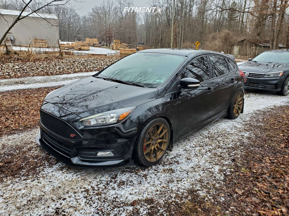 2018 Ford Focus ST with 18x8.5 Option Lab R716 and Cooper 235x40 on ...