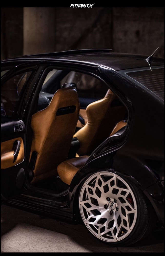 2002 Volkswagen Jetta GL with 18x8.5 WatercooledIND Md1 and Delinte ...