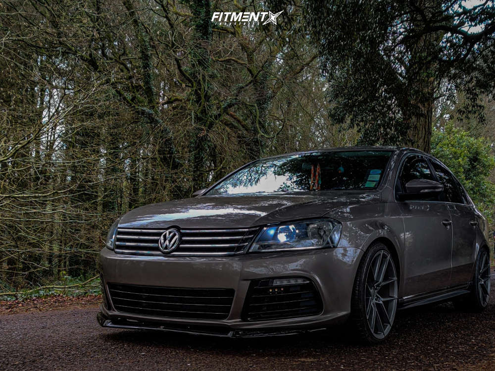2011 Volkswagen Passat Base with 19x9.5 Veemann Vfs39 and Kumho 235x35 ...