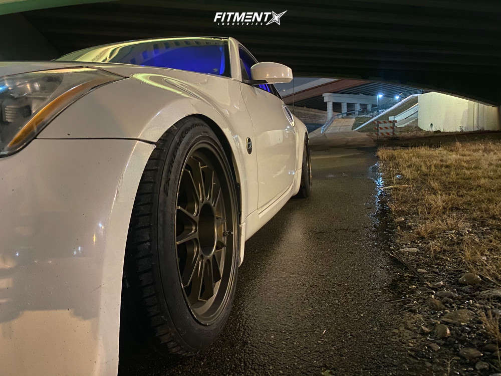 2003 Nissan 350Z Enthusiast with 18x9.5 Konig Hypergram and Continental ...