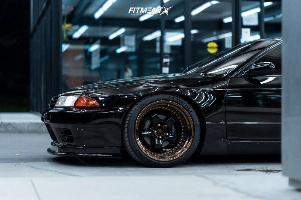 1992 Nissan Skyline R32 Base with 19x11 Work Meister and Michelin ...