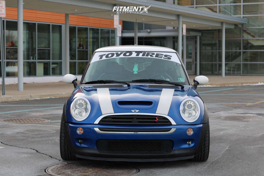 2006 Mini Cooper S with 17x8 Konig Freeform and Toyo Tires 215x45 on ...