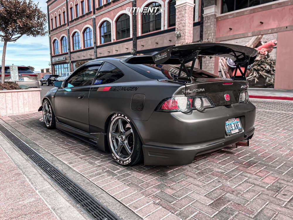 2002 Acura RSX Type-S with 18x7.5 Volk Gt-s and Nitto 225x40 on ...