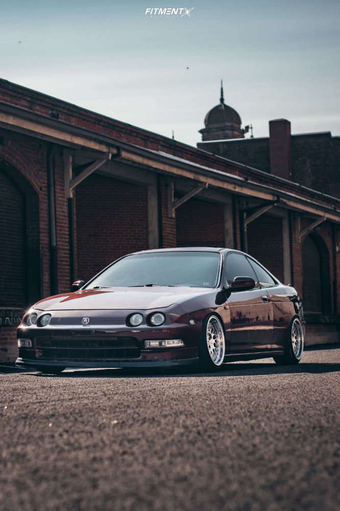 1997 Acura Integra GS-R with 16x8 Whistler Sk1 and Achilles 195x45 on ...