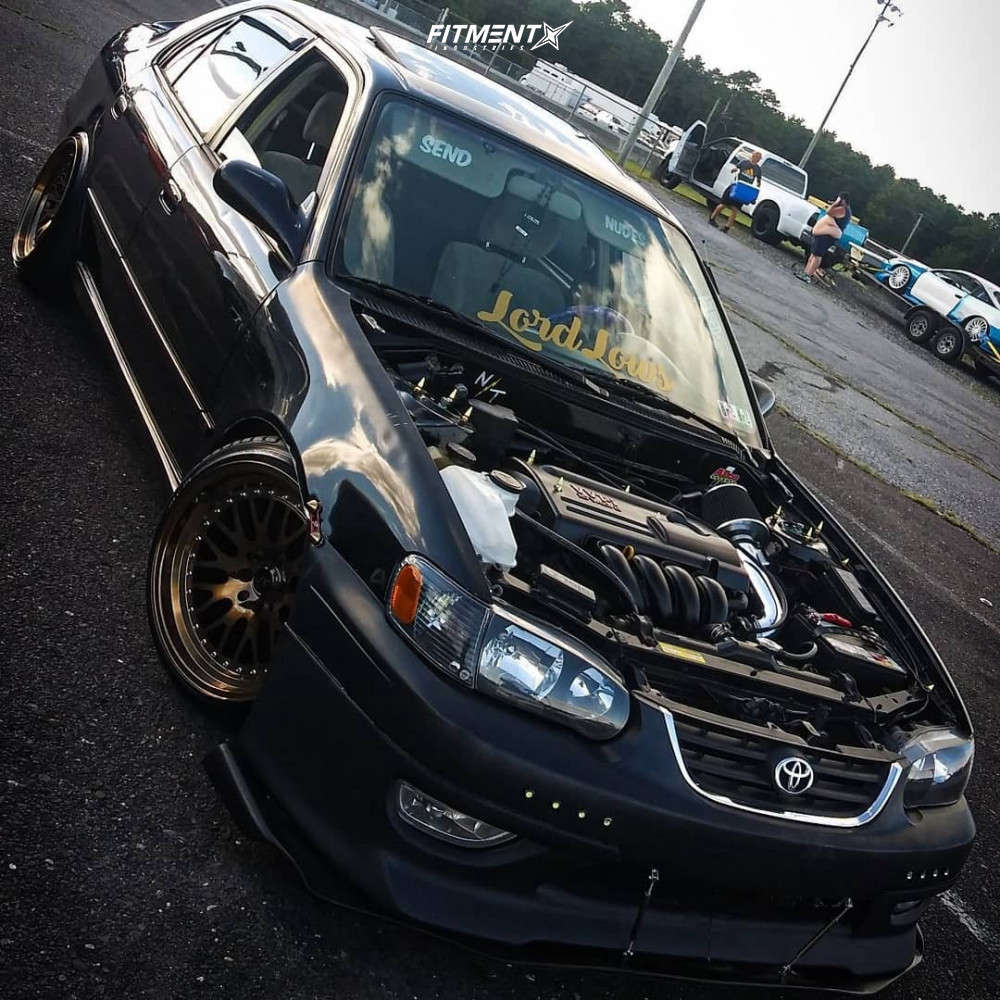 2000 Toyota Corolla LE with 17x9 JNC Jnc001 and Ohtsu 205x40 on ...