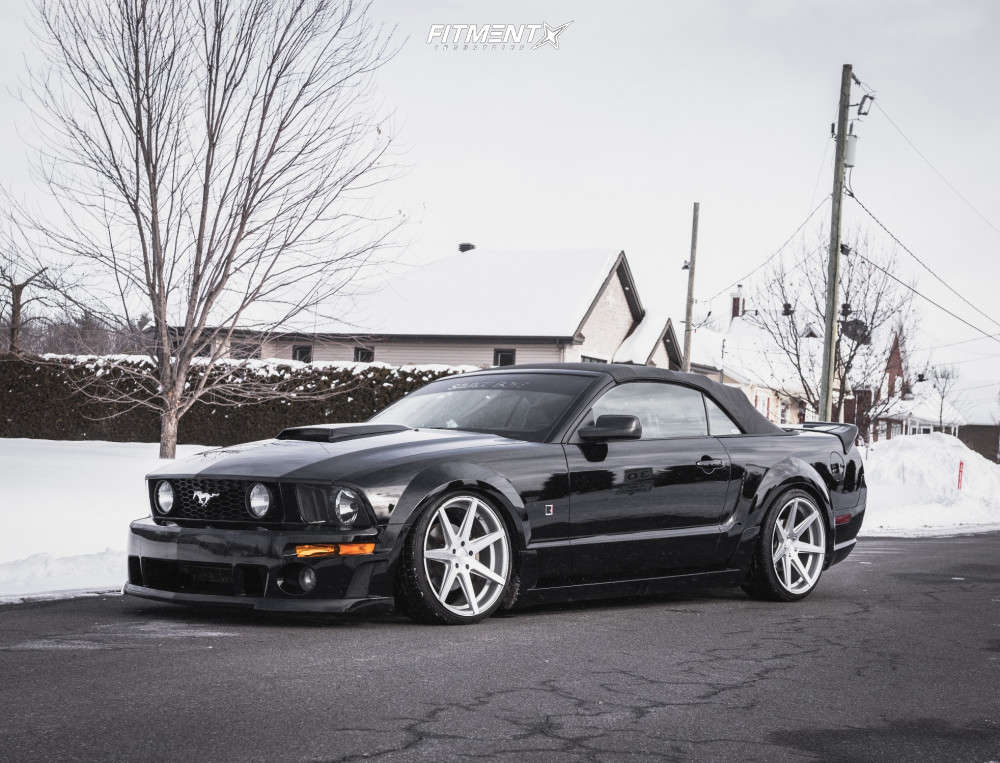 2007 Ford Mustang GT with 20x9 Rohana Rc7 and Firestone 225x35 on ...