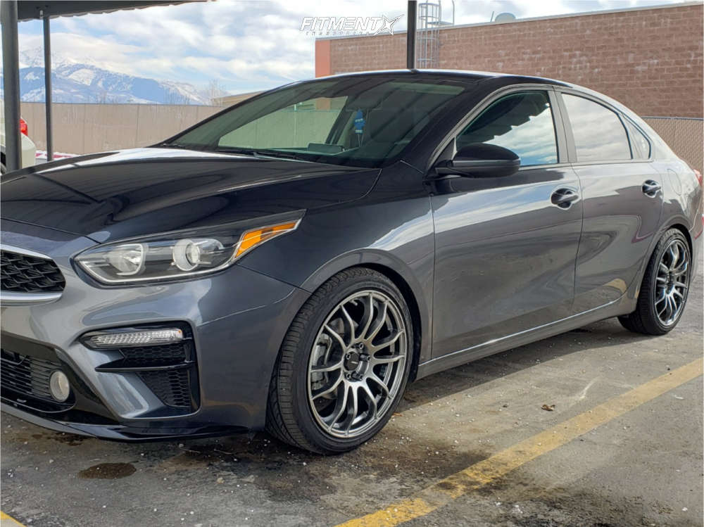 2019 Kia Forte LXS with 18x8.5 AVID1 AV20 and Sentury 225x40 on ...