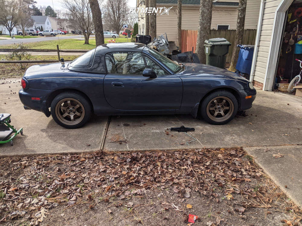 2003 Mazda Miata LS with 15x8 JNC Jnc031 and Toyo Tires 195x50 on ...