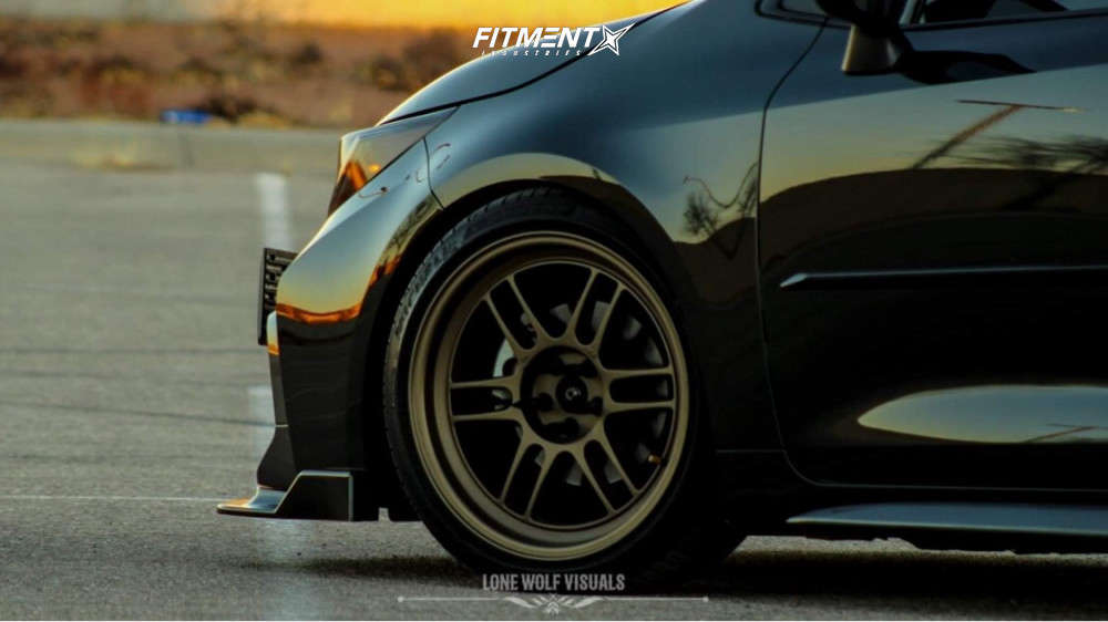 2020 Toyota Corolla XSE with 18x8.5 ESR Sr11 and Dunlop 225x40 on ...