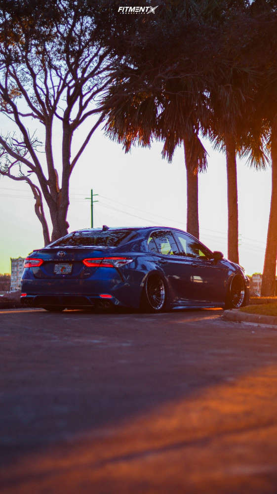 2020 Toyota Camry XSE with 20x9.5 BC Forged Hca221 and Toyo Tires ...