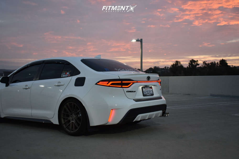 2020 Toyota Corolla SE with 18x8.5 AVID1 SL01 and Yokohama 225x40 on ...