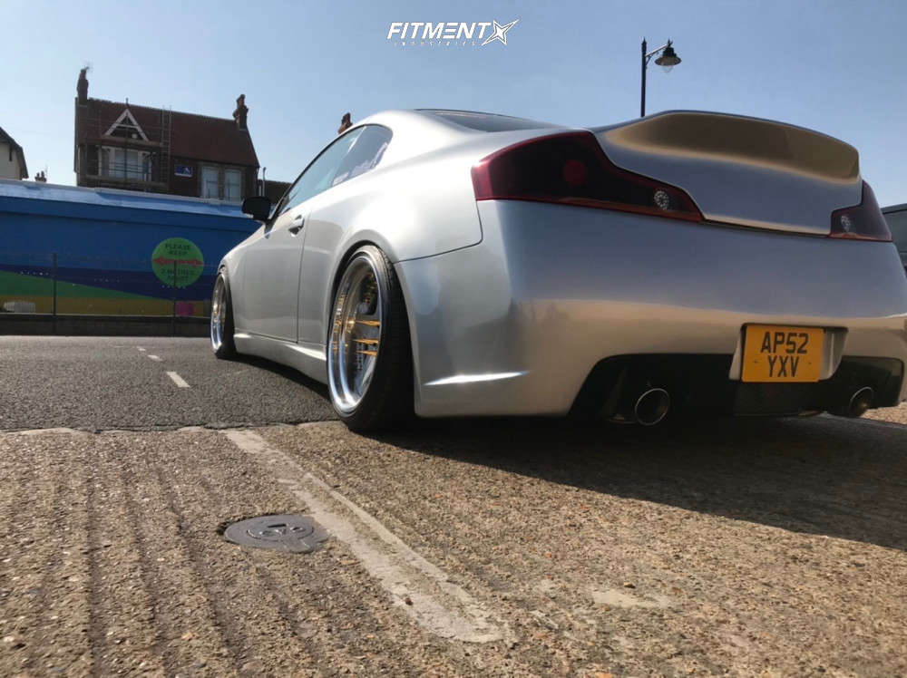 2003 INFINITI G35 Base with 19x9 Leon Hardiritt Ordens and Bridgestone ...