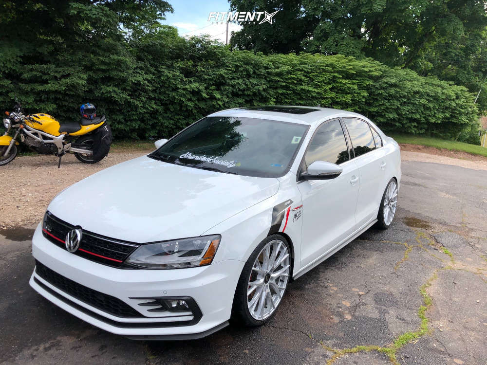 2017 Volkswagen Jetta GLI SEL with 19x8.5 Konig Interflow and Nankang ...