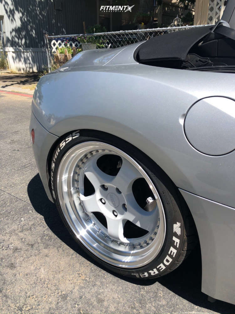 2004 BMW Z4 2.5i with 18x9.5 ESR Sr06 and Federal 245x40 on Air Suspension | 1509073 | Fitment ...