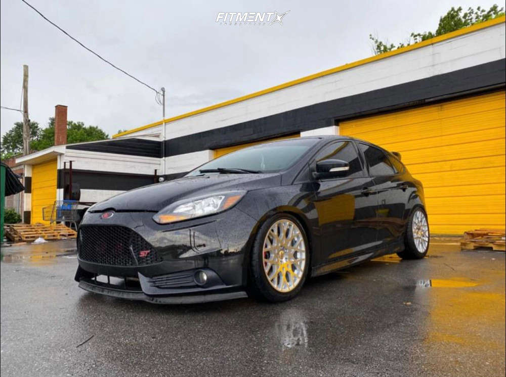2013 Ford Focus ST with 18x8.5 TSW Vale and Nitto 245x40 on Coilovers ...