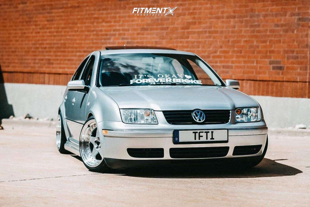 2005 Volkswagen Jetta GL with 17x9 JNC Jnc010 and Kumho 205x40 on ...