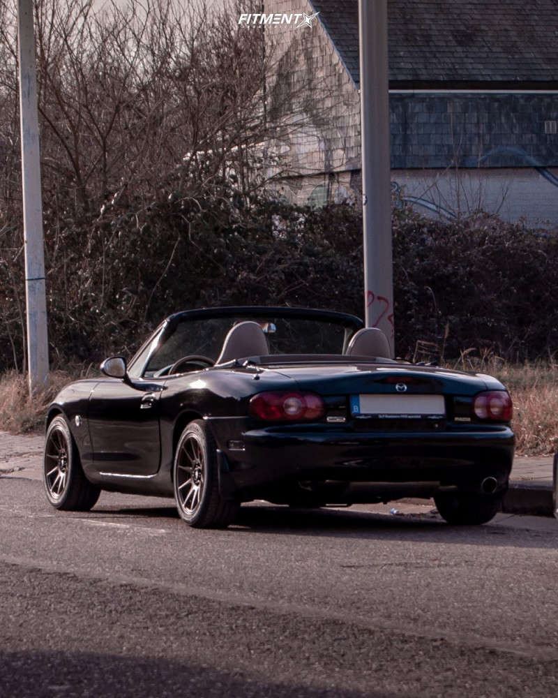 2005 Mazda MX-5 Miata Base with 15x7 Japan Racing Jr11 and Goodyear ...