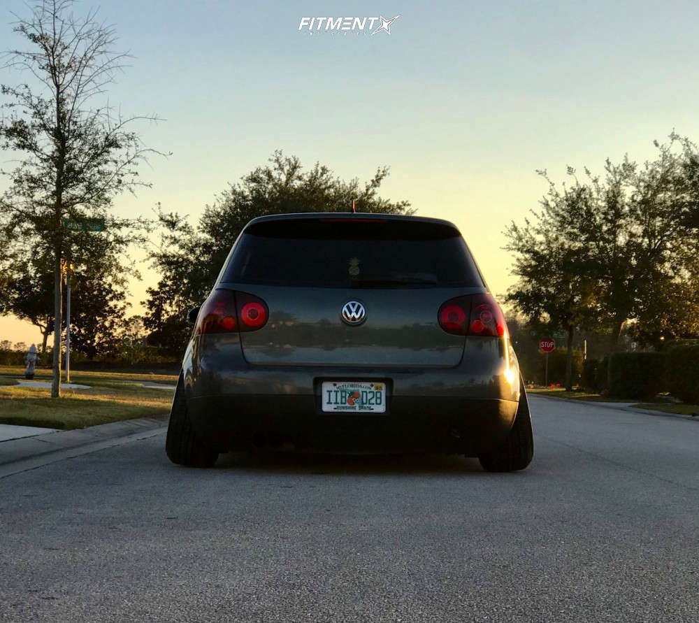 2007 Volkswagen Rabbit 2.5 with 18x9.5 ESR Sr07 and Lionhart 215x35 on ...