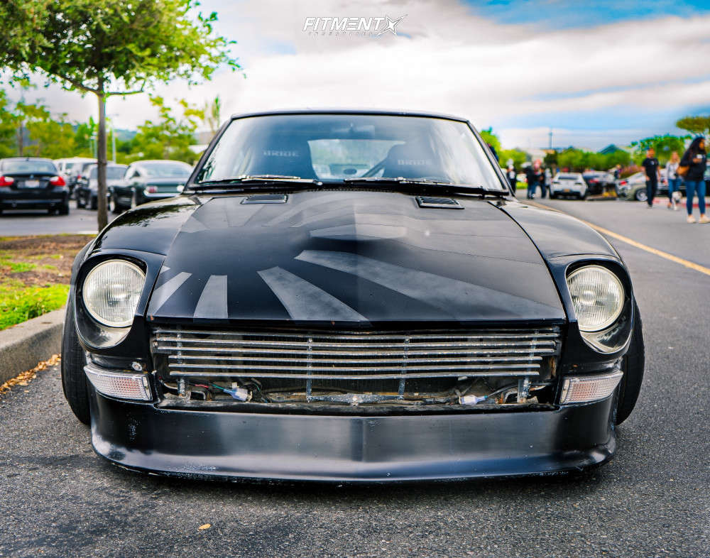 1972 Datsun 240Z Base with 15x9.5 Watanabe Rs and Falken 195x50 on ...