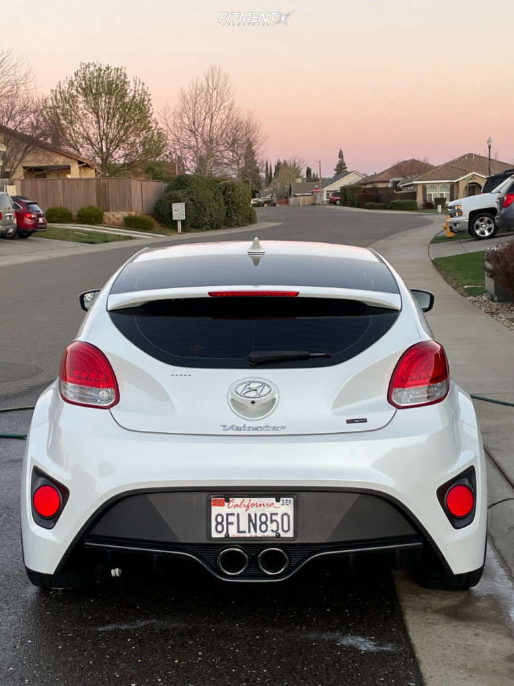 2016 Hyundai Veloster Turbo R-Spec with 18x8.5 Konig Ampliform and ...