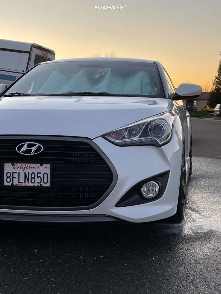 2016 Hyundai Veloster Turbo R-Spec with 18x8.5 Konig Ampliform and ...