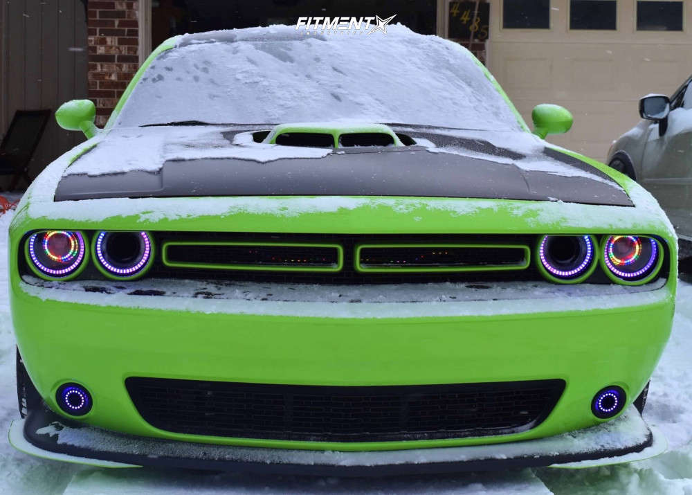 2015 Dodge Challenger Scat Pack with 20x9 Verde Axis and Nitto 275x40 ...