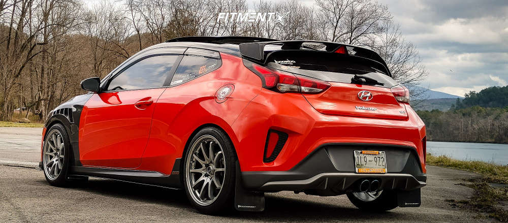 2019 Hyundai Veloster Turbo Ultimate with 18x8.5 JNC Jnc006 and ...