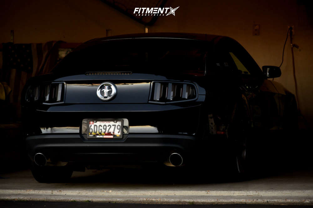 2012 Ford Mustang Base with 19x8.5 Verde Axis and Hercules 245x40 on ...