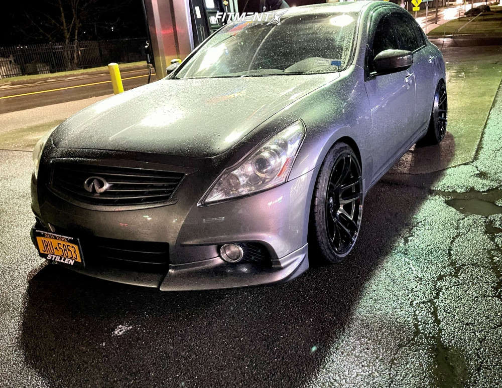 ESR CS8 18x9.5 22 Gloss Black | 89551422 CS8GBLK | Fitment Industries