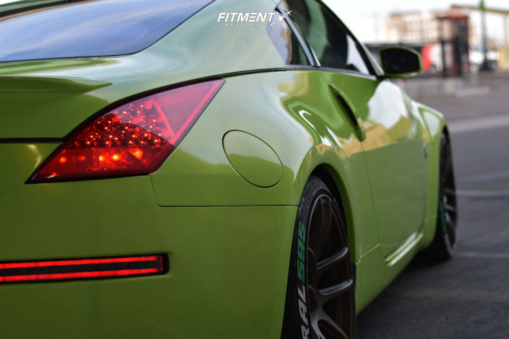 2006 Nissan 350Z Touring with 19x9.5 ESR Cs8 and Federal 245x35 on ...