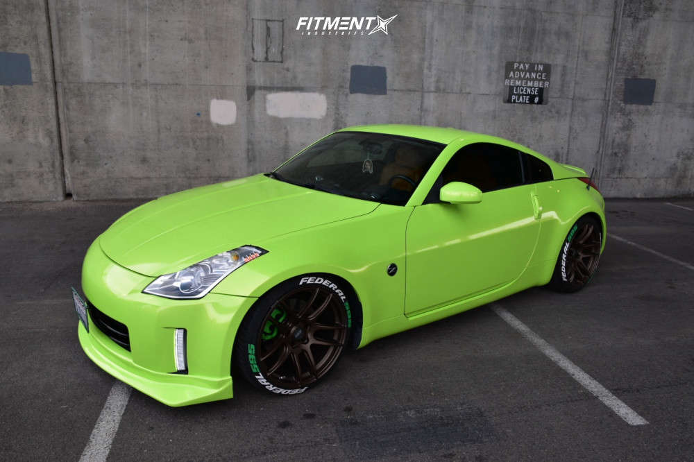 2006 Nissan 350Z Touring with 19x9.5 ESR Cs8 and Federal 245x35 on ...