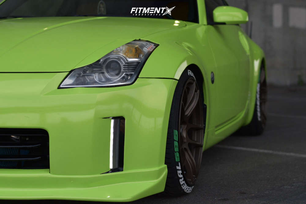 2006 Nissan 350Z Touring with 19x9.5 ESR Cs8 and Federal 245x35 on ...