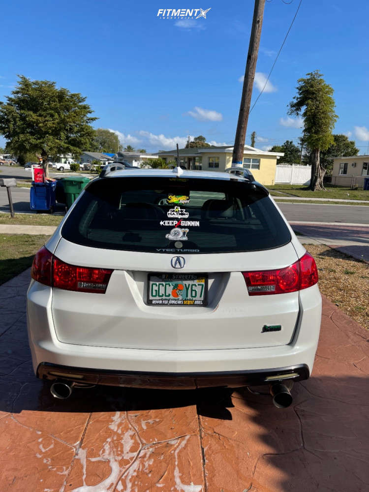 2012 Acura TSX V6 with 18x9.5 F1R F27 and Toyo Tires 255x35 on ...