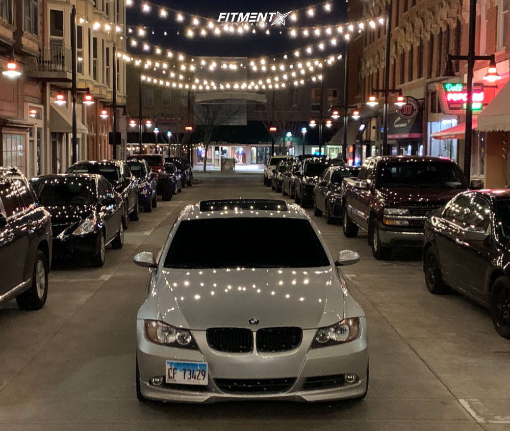 2006 BMW 325i Base with 18x8.5 Aodhan AH-X and Lionhart 235x40 on Stock ...