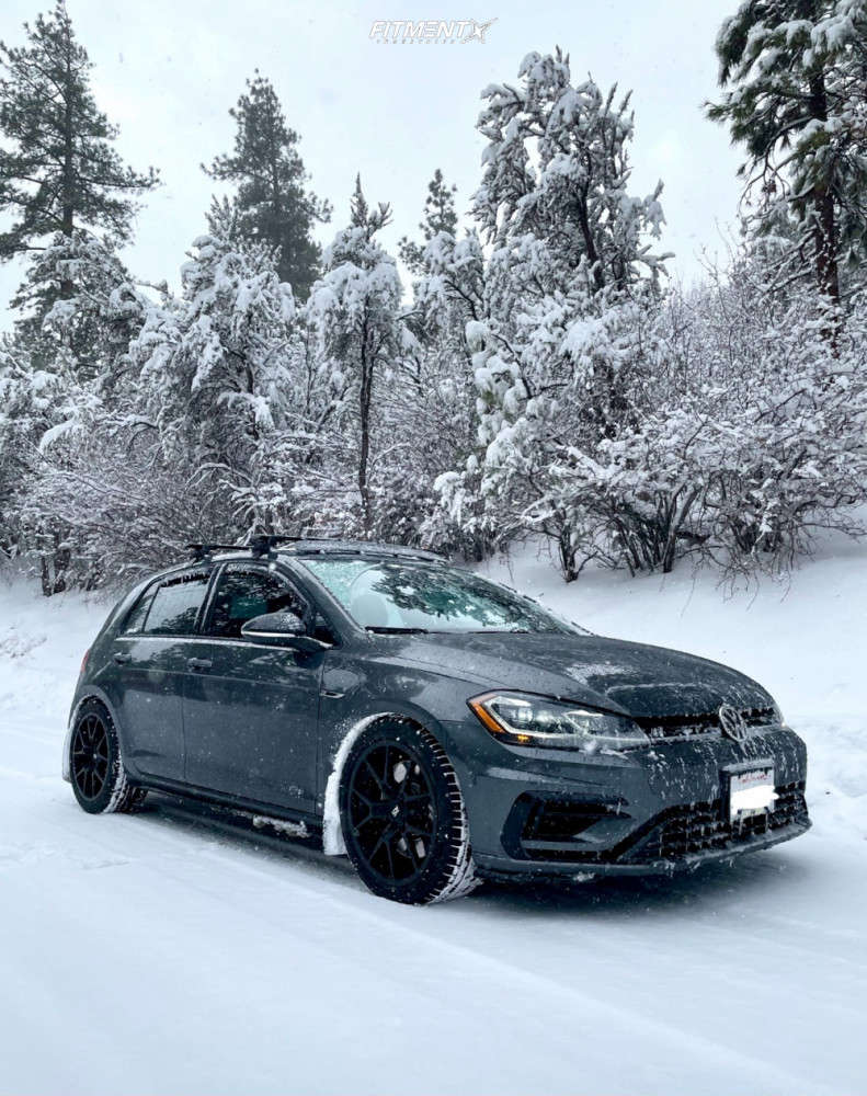 2019 Volkswagen Golf R Base with 18x8.5 Neuspeed Rse10 and Michelin ...