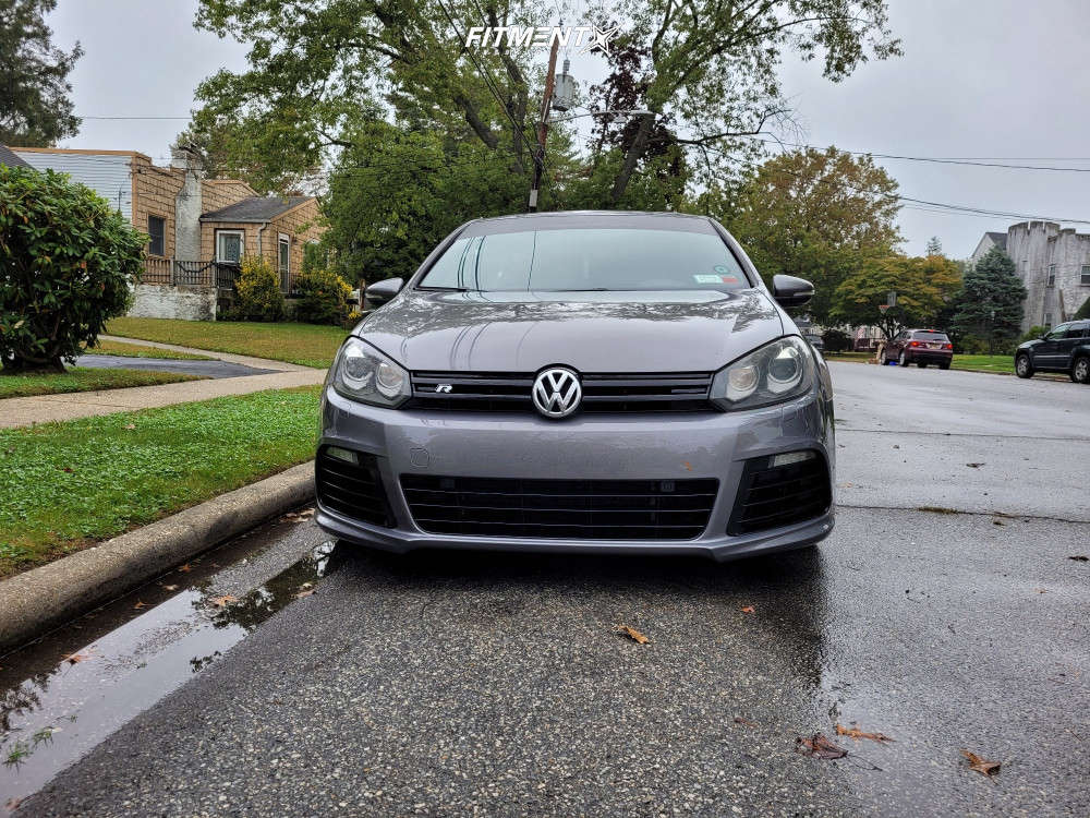 2010 Volkswagen GTI Base with 18x7.5 BBS Rs and Hankook 235x40 on ...