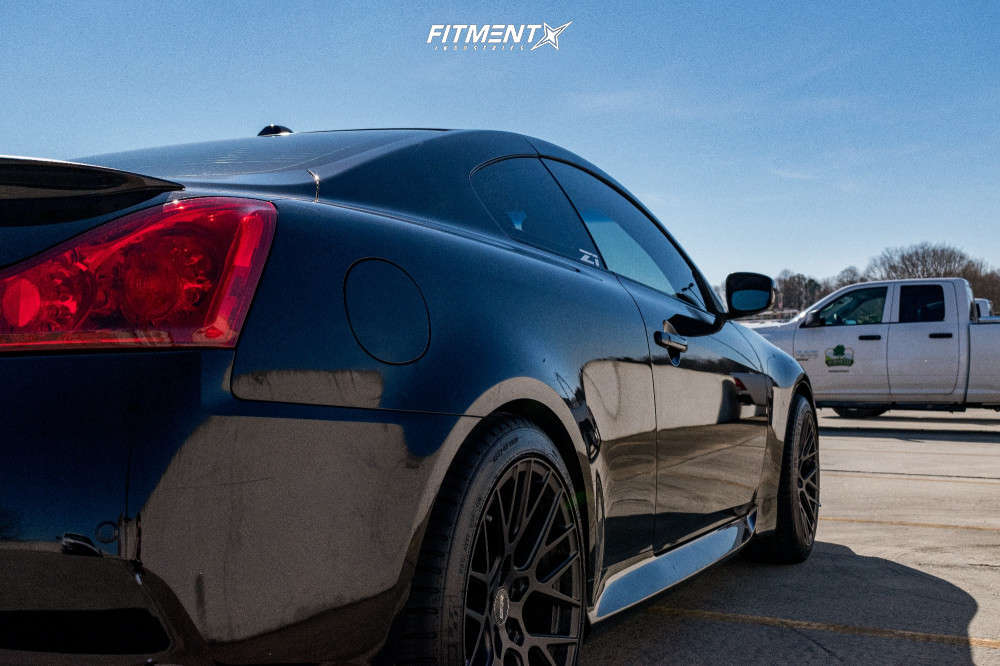 2011 INFINITI G37 IPL with 19x9.5 ESR Rf11 and Michelin 255x40 on Stock ...
