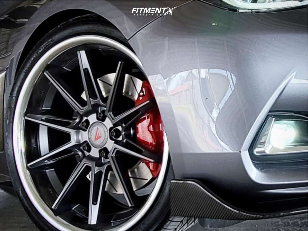 2018 INFINITI Q60 Sport with 20x9 Ferrada CM2 and Nitto 255x35 on ...