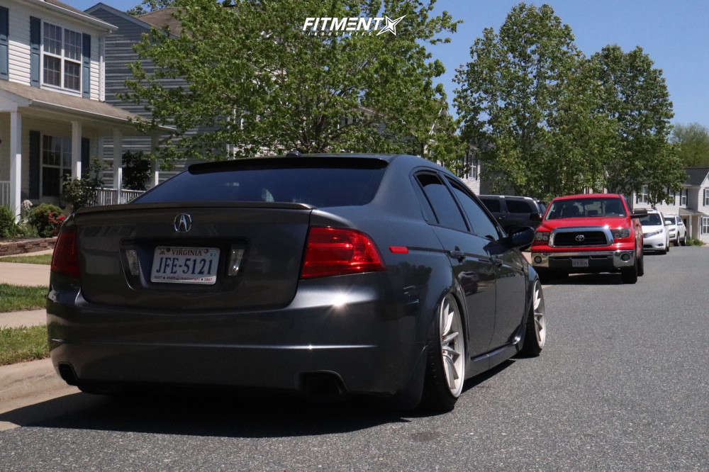 2005 Acura TL Base with 18x9.5 Cosmis Racing R1 and Achilles 215x35 on ...