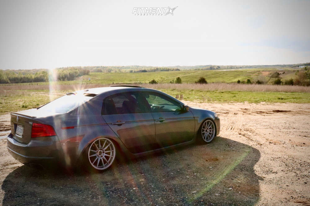 2005 Acura TL Base with 18x9.5 Cosmis Racing R1 and Achilles 215x35 on ...
