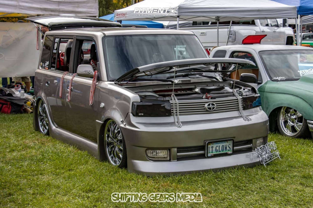 2004 Scion XB Base with 18x8 Velocity VW820 and Delinte 215x35 on Air ...