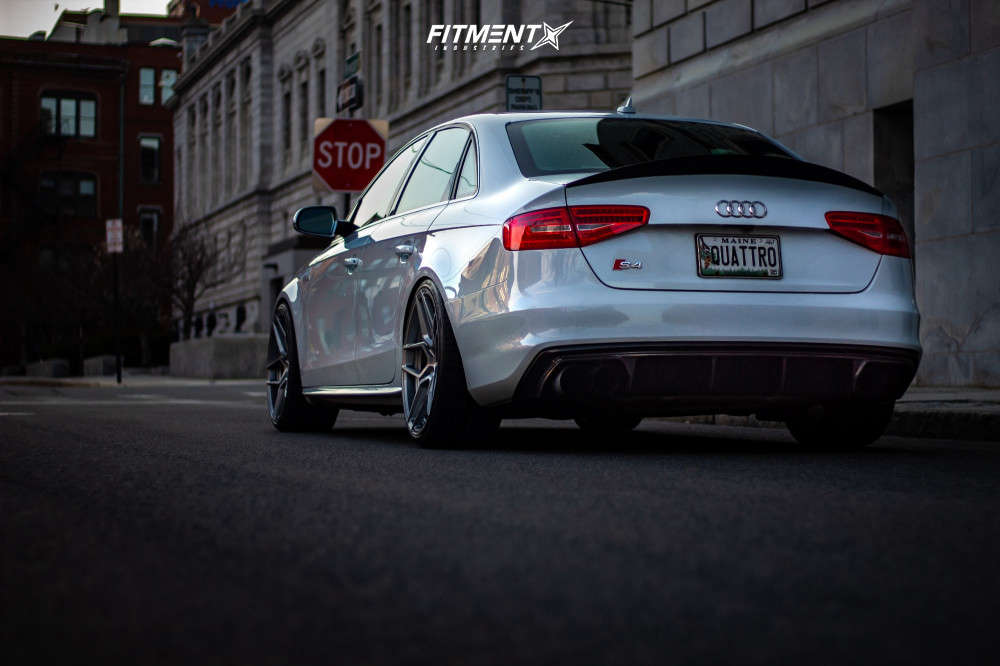 2013 Audi S4 Base with 20x10 Rohana Rfx11 and Hankook 255x30 on ...