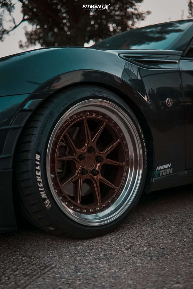 2017 Toyota 86 Base with 18x9.5 Aodhan Ds08 and Michelin 245x35 on ...