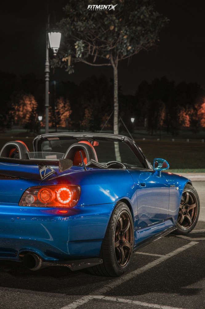 2006 Honda S2000 Base with 17x8.5 Advan Racing TC4 and Kumho 235x45 on ...