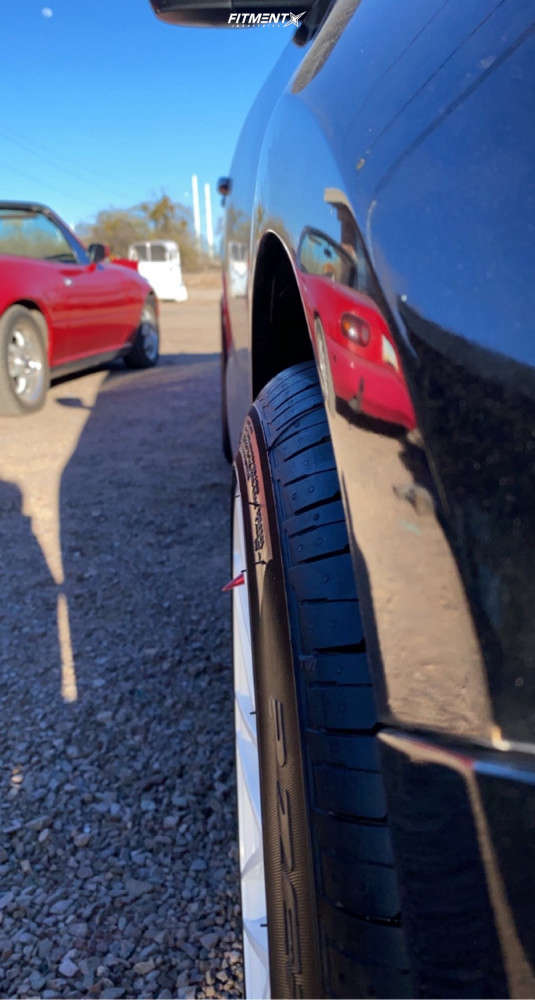 2014 Volkswagen Jetta SE with 18x8.5 Versus Racing Vs24 and Pirelli ...