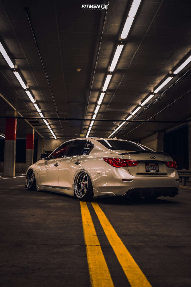 2016 INFINITI Q50 Premium with 19x9.5 ESR Sr02 and Federal 225x35 on Air Suspension | 1554524 ...