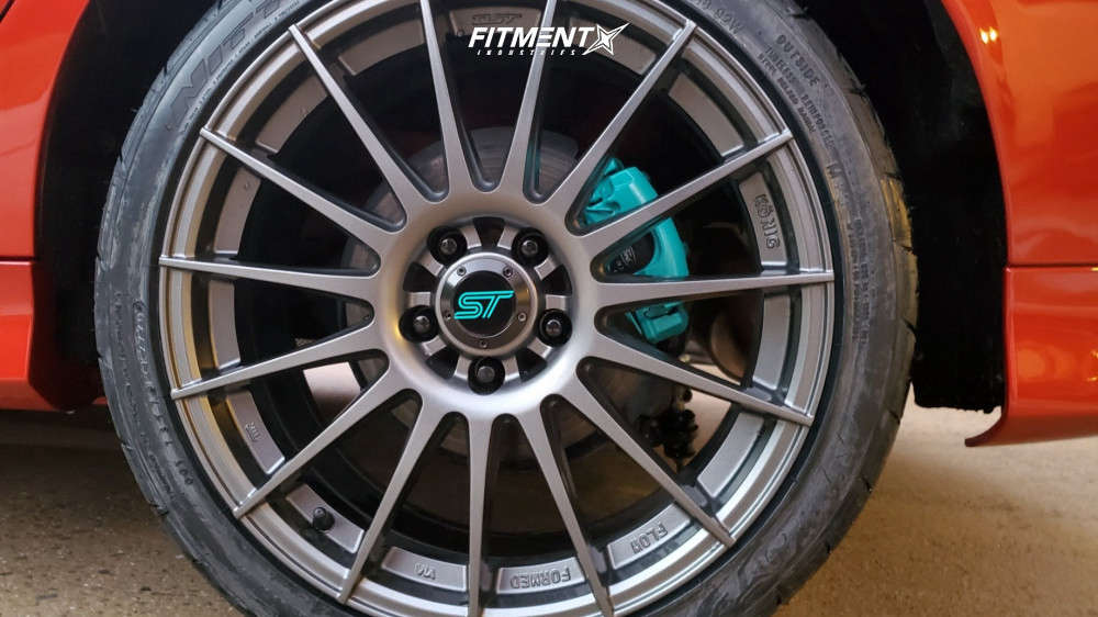 2018 Ford Focus ST with 18x8 Konig Rennform and Nitto 235x45 on Stock ...
