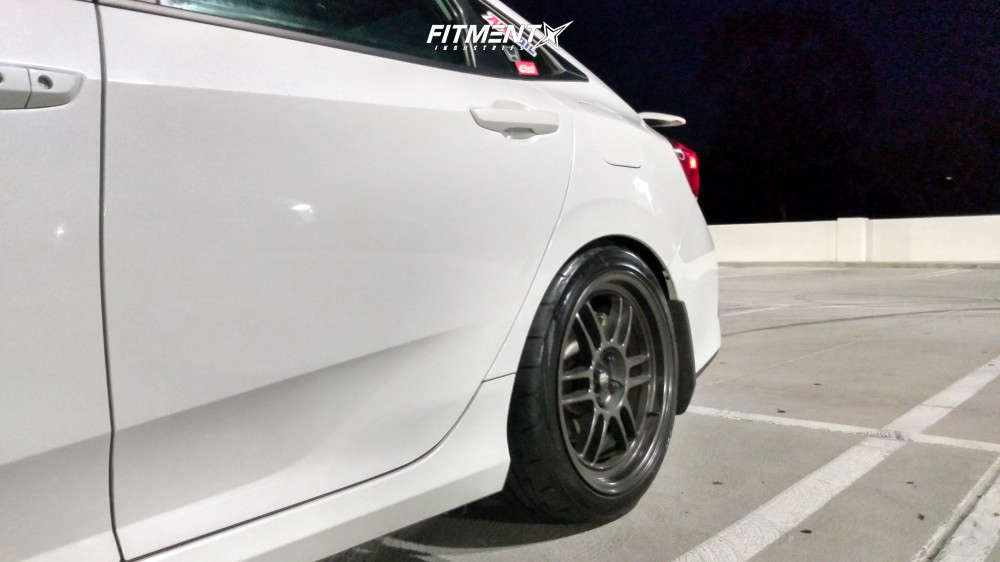 2019 Honda Civic Si with 18x8.5 MST Suzuka and Firestone 235x40 on ...
