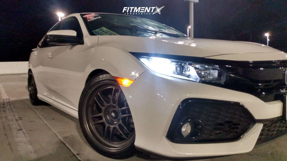 2019 Honda Civic Si with 18x8.5 MST Suzuka and Firestone 235x40 on ...