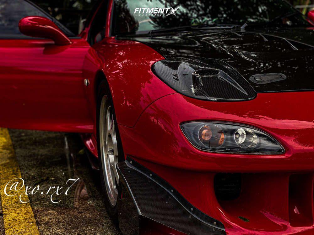 1995 Mazda RX-7 R2 with 17x9 Volk Gt-p and Toyo Tires 245x40 on ...